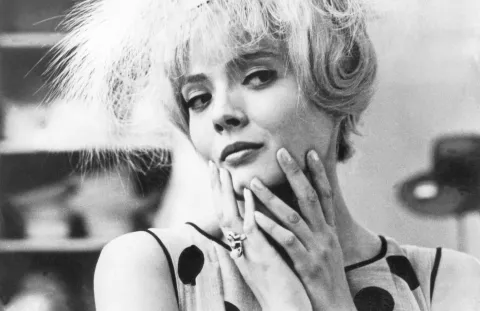 Cléo from 5 to 7 | George Eastman Museum